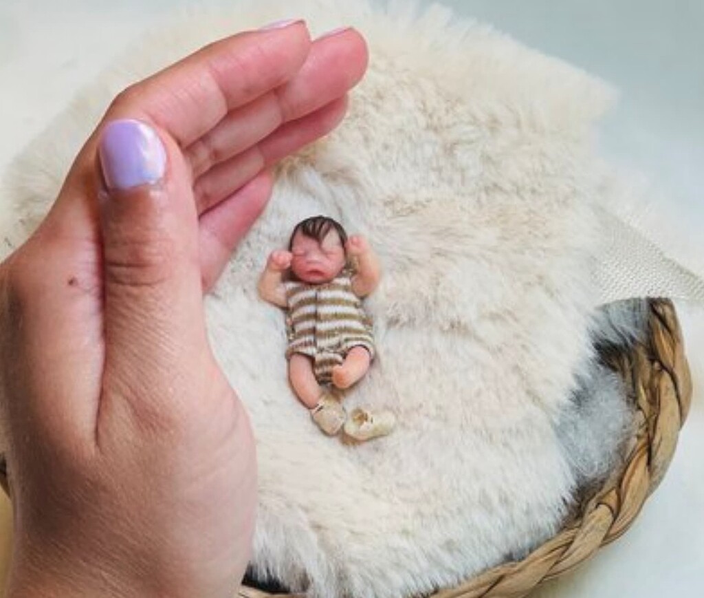 Look how TINY! - Baby Talk - Bountiful Baby Customer Forum