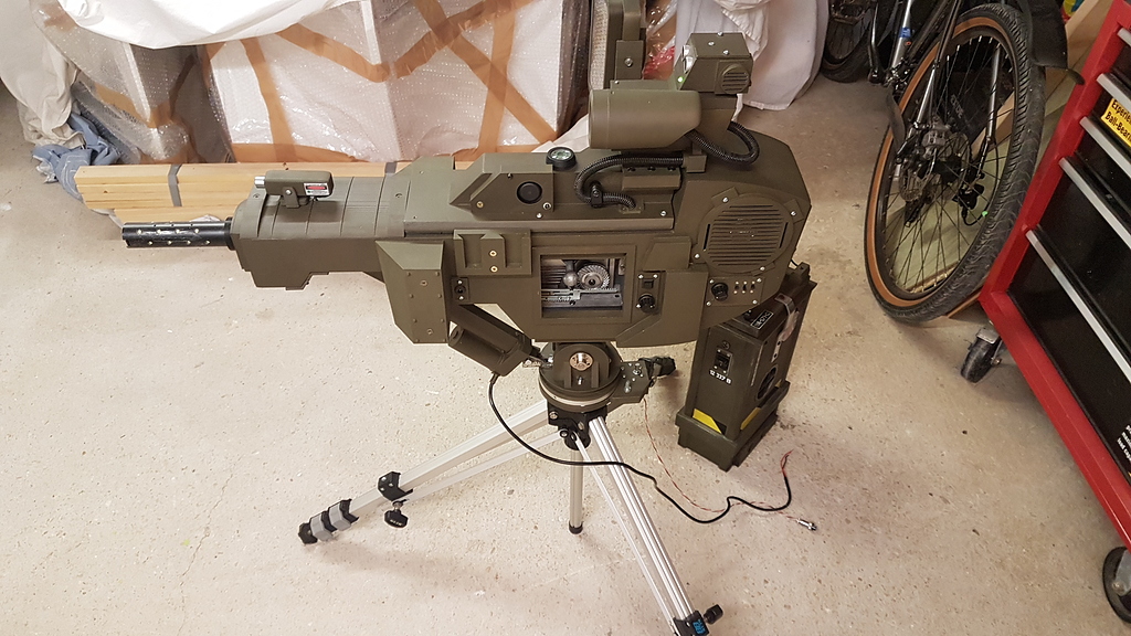 Not sure if anyone is interested.... Aliens Machine gun! - Things You ...