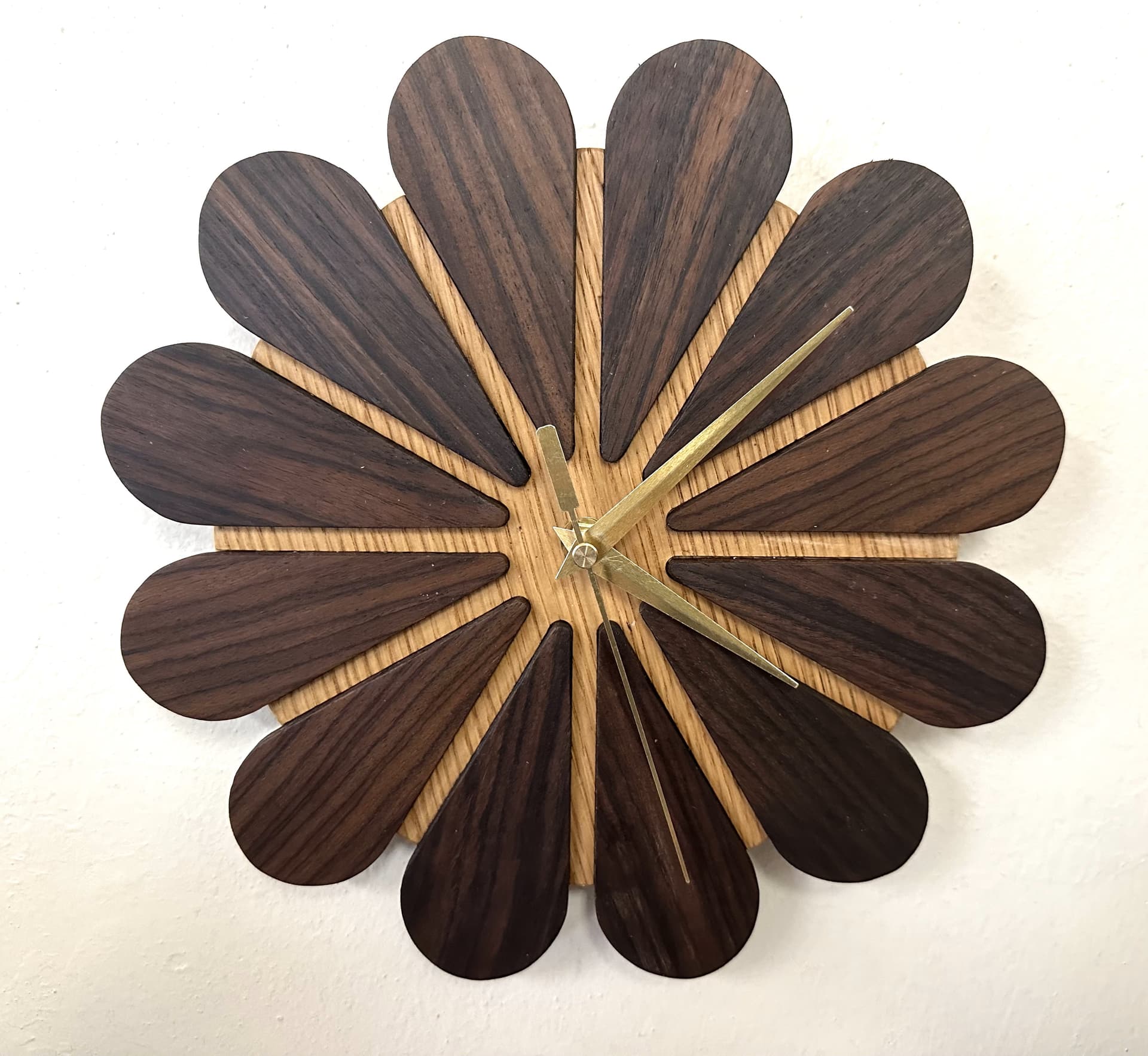 Rosewood and white oak clock - Things You've Made - V1E.com Forum